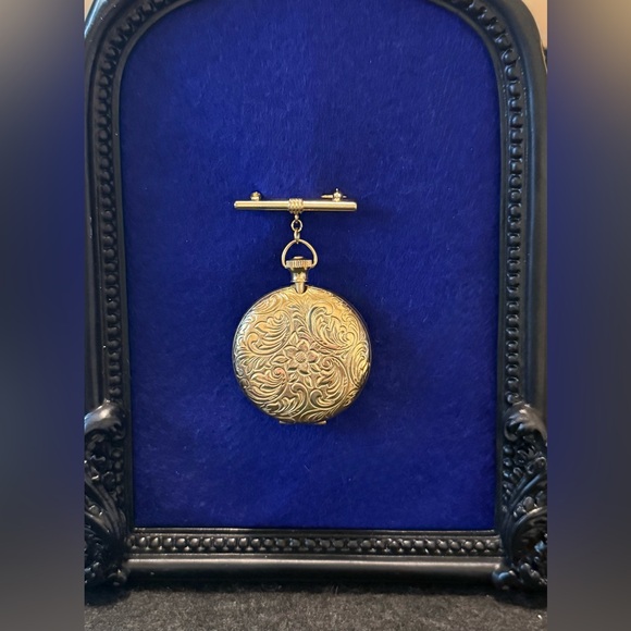Jewelry | Vintage Ornate Gold Tone Pocket Watch Locket Pendant | Poshmark
